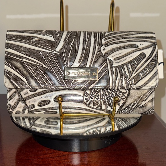 Brahmin | Bags | Brahmin Monochrome Leaf Pattern Walletbrahmin Pen ...